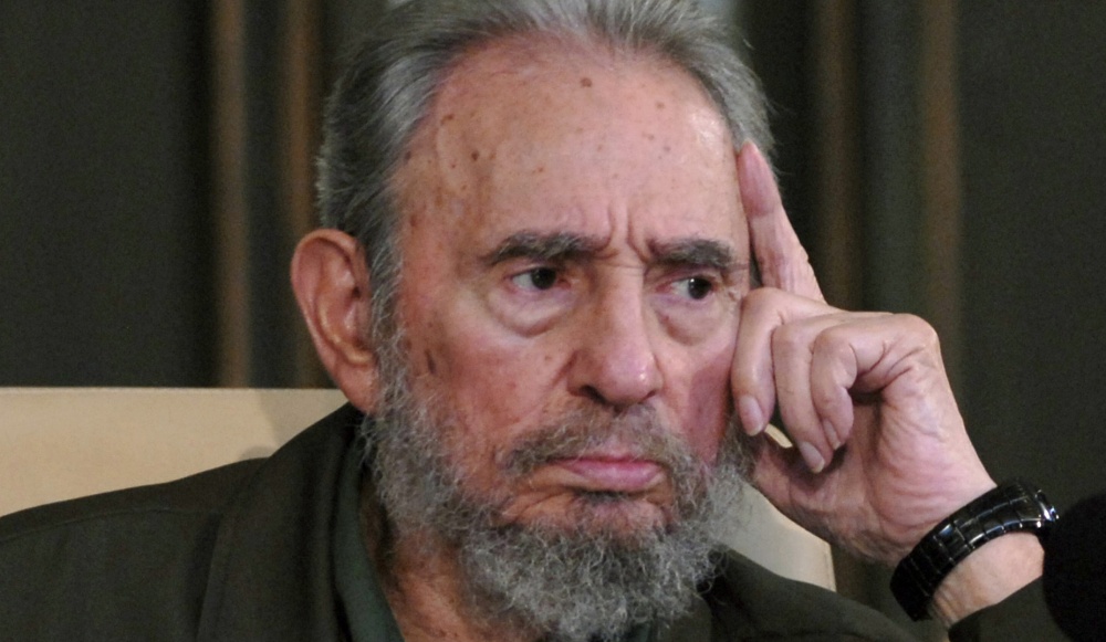 Roms: Castro critique les expulsions de la France