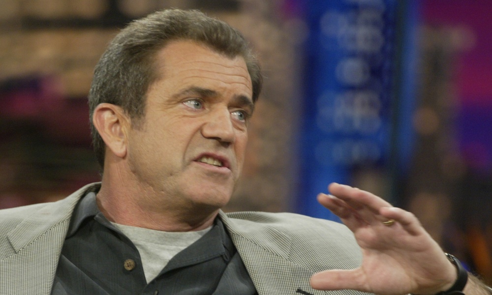 Mel Gibson agacé par un journaliste