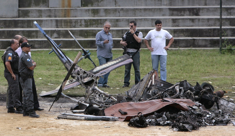 Brésil: Des scènes de guérilla urbaine à Rio