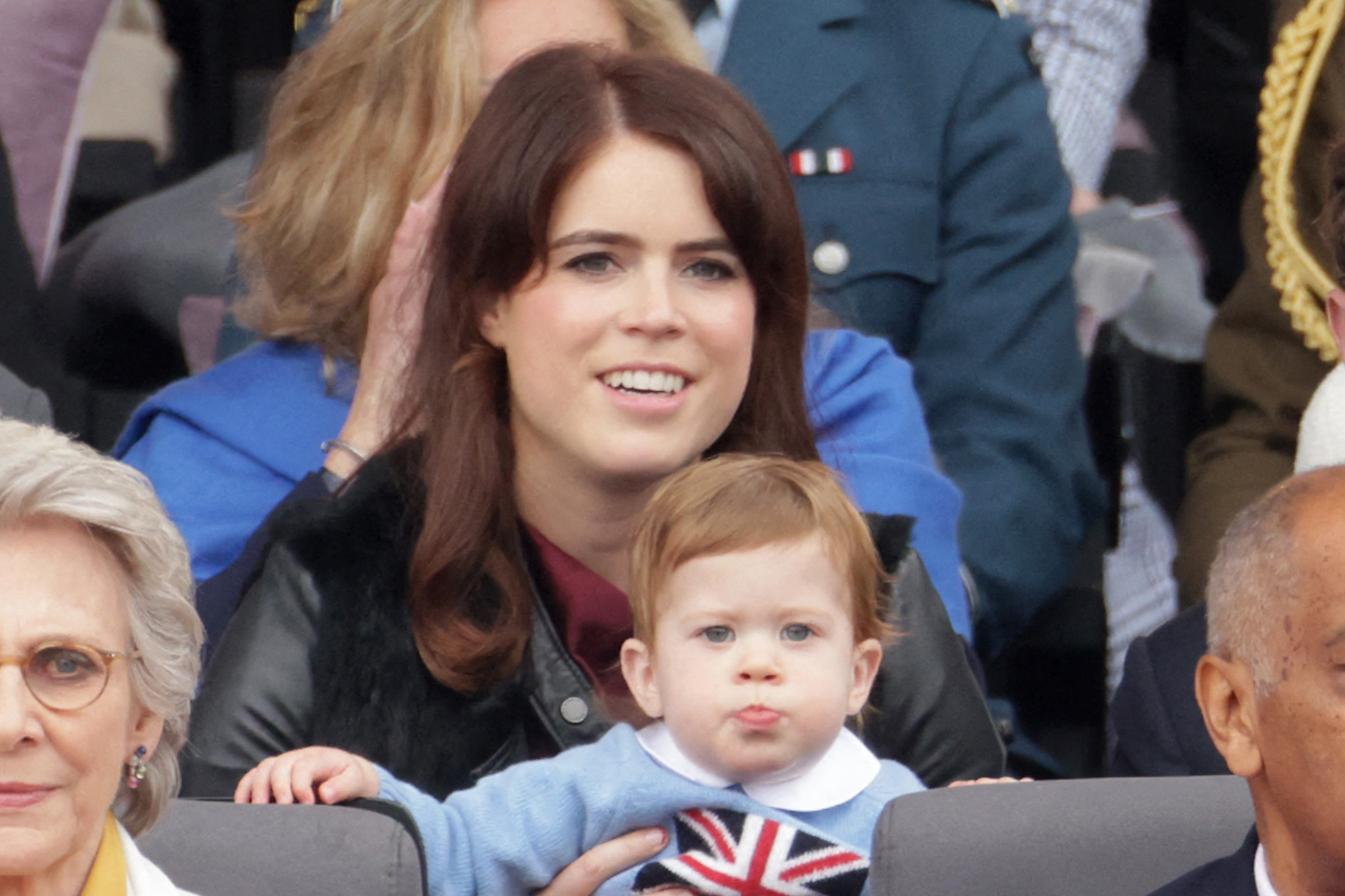 Eugenie d’York, en photo avec son petit August pour la Journée de l’océan Eugenie d’York, en photo avec son petit August pour la Journée de l’océan