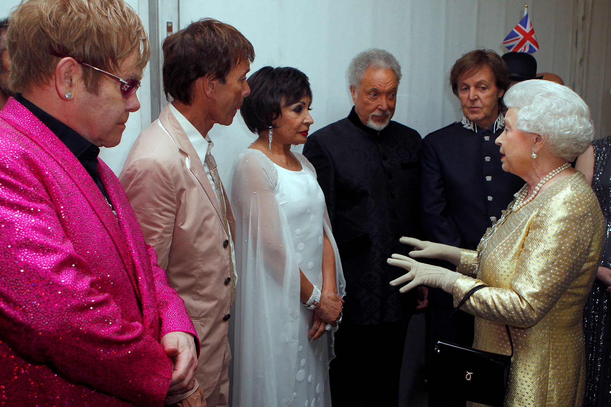 Elton John, Mick Jagger, Victoria Beckham… les stars rendent hommage à ...