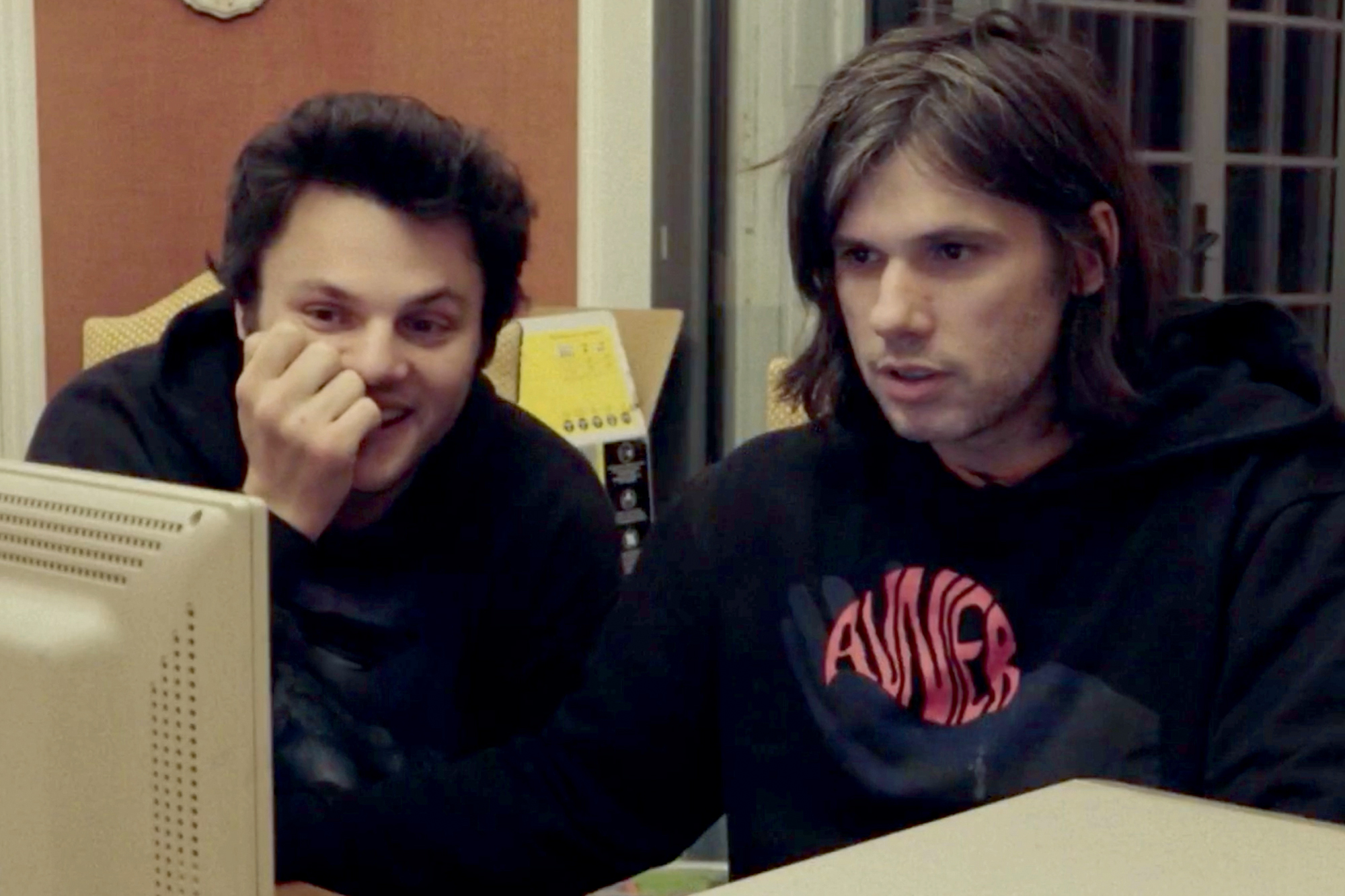 Orelsan filmé par son frère : «Montre jamais ça à personne», partie 2