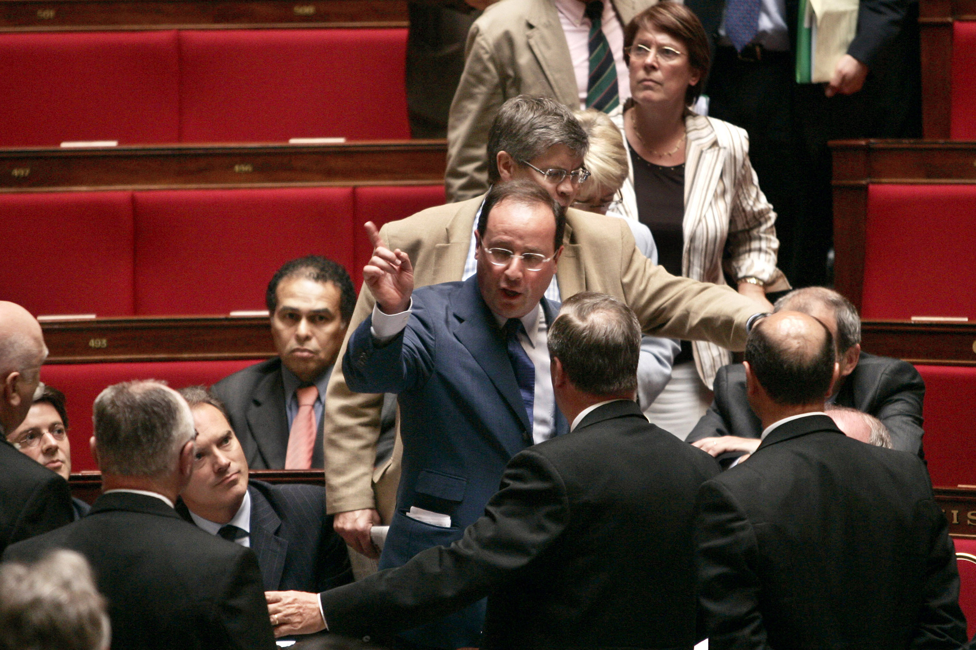 Coups, caquetage, invectives... les incidents les plus houleux à l ...