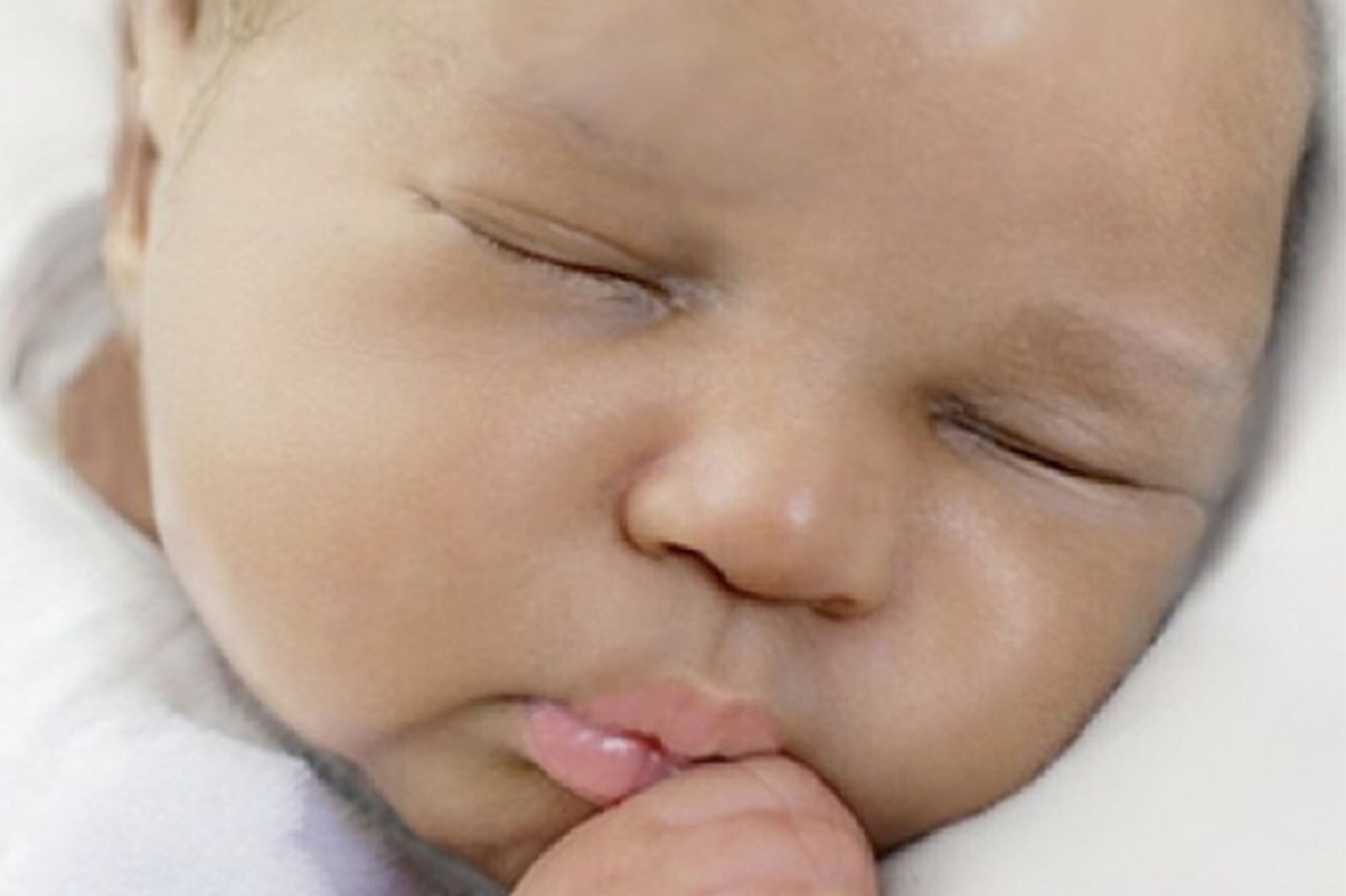 «Baby June», petite fille sans identité retrouvée morte : sa mère avoue ...