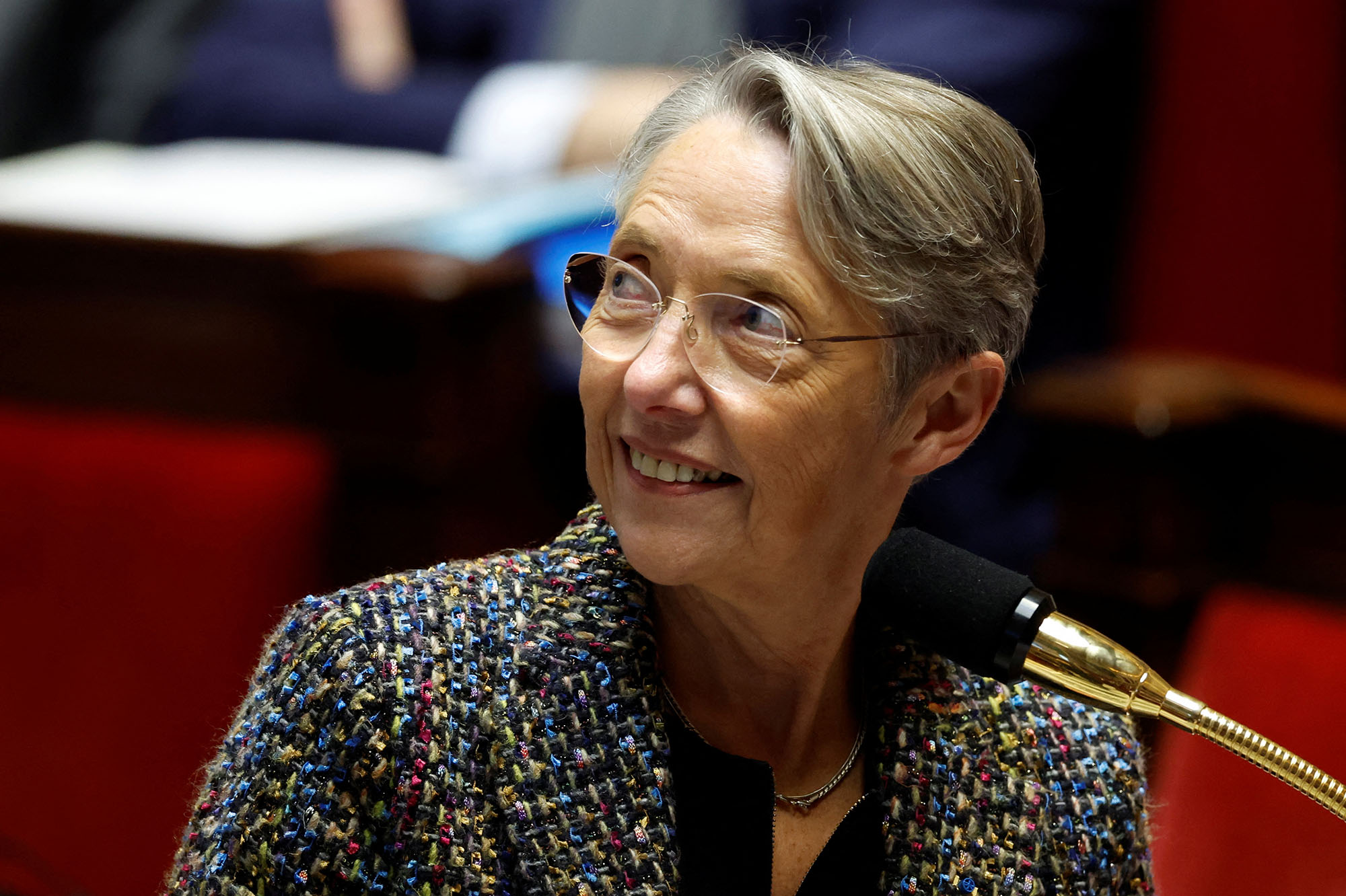 Retraites : l'âge légal fixé à 64 ans en 2030